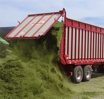 Nebraska Harvest Center - Meyer Feed/Mixer Wagons